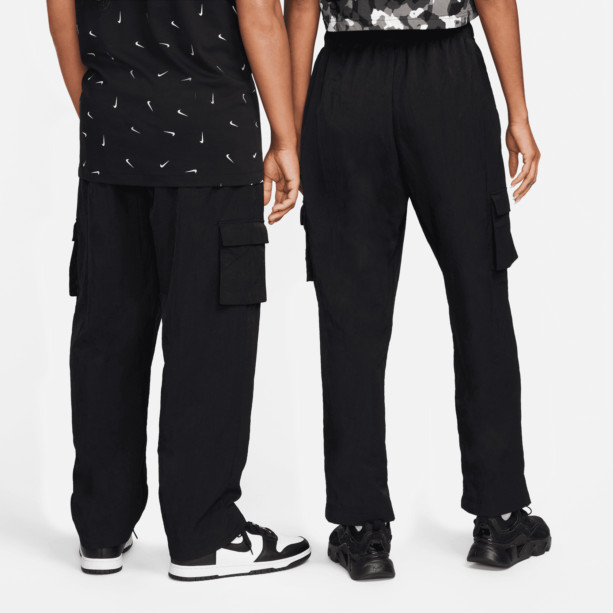Nike Sportswear Essential Womens High Rise Woven Cargo Pants Black